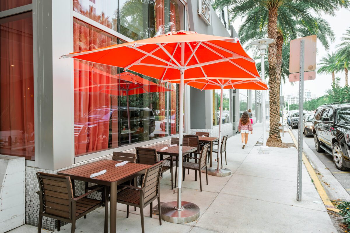 Icebox Cafe with Poggesi's Enzo Umbrella