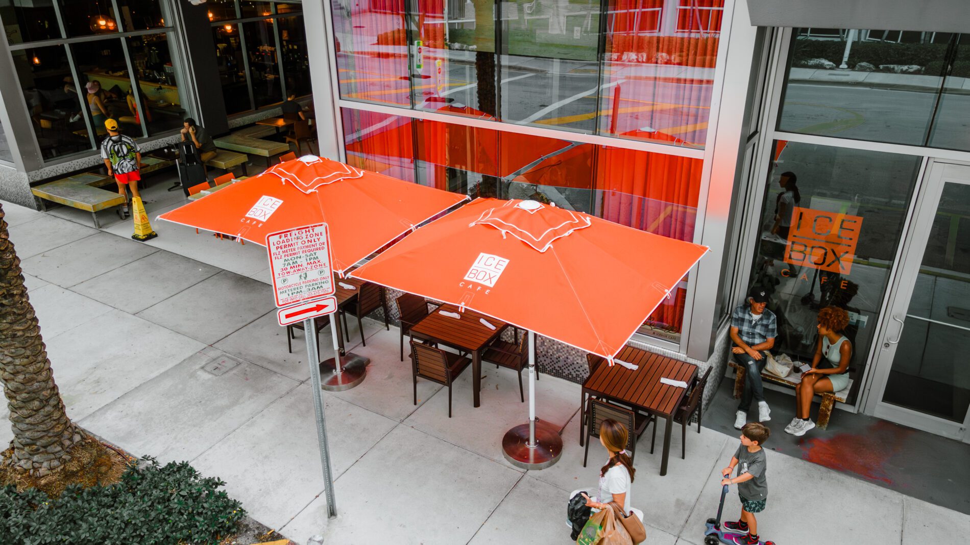 Icebox Cafe with Poggesi's Enzo Umbrella