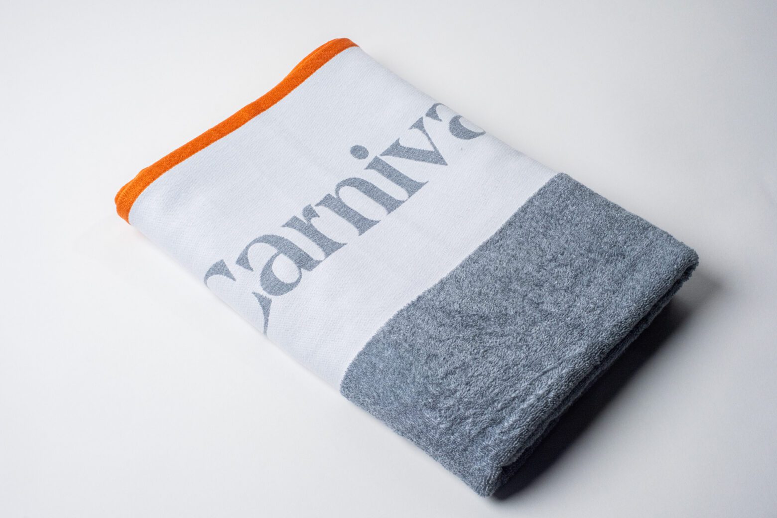 Custom Pool Towels | High Quality Custom Embroidered Pool Towels ...