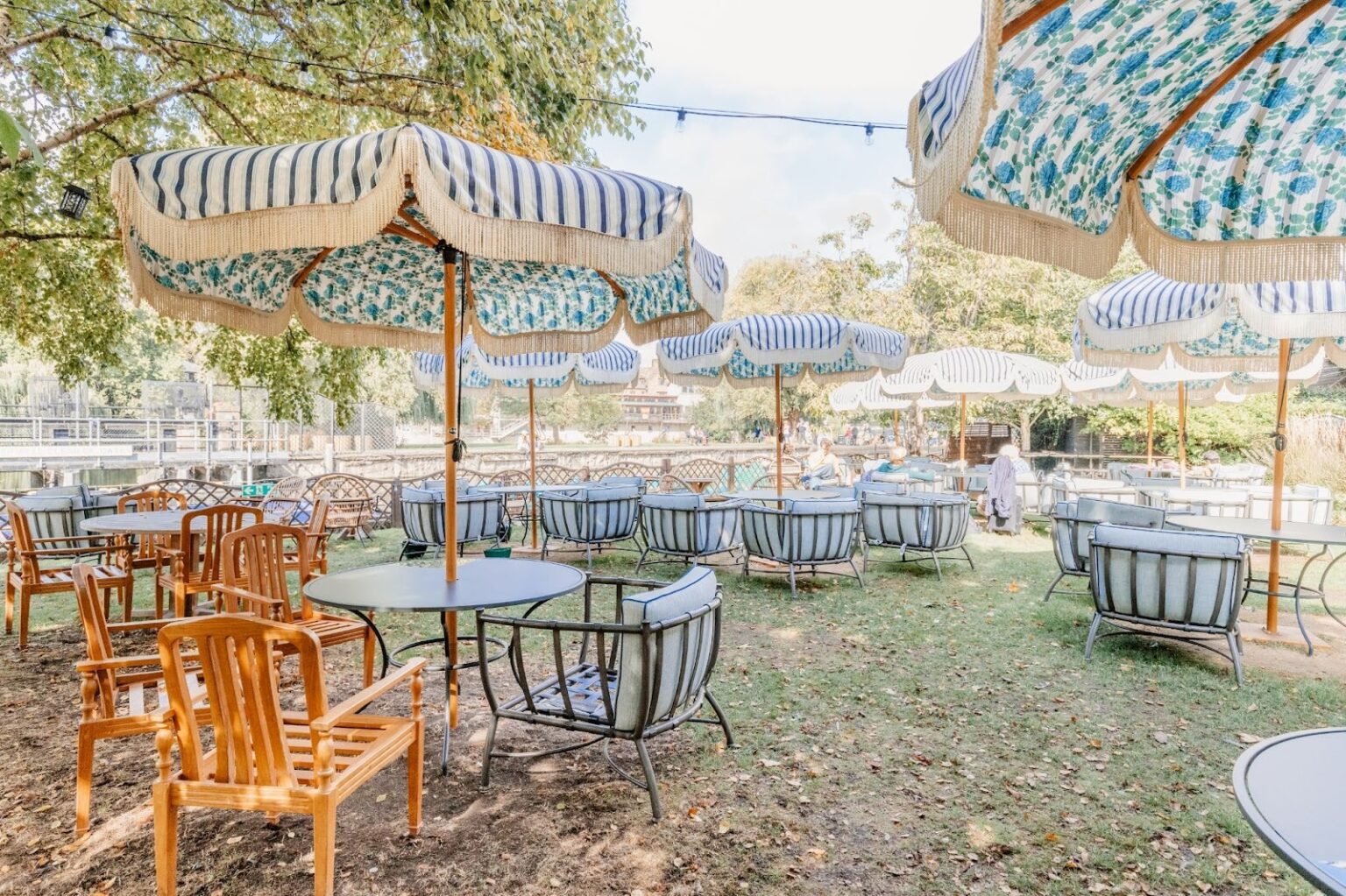 Poggesi Umbrellas: Complete Buying Guide for Commercial Properties ...